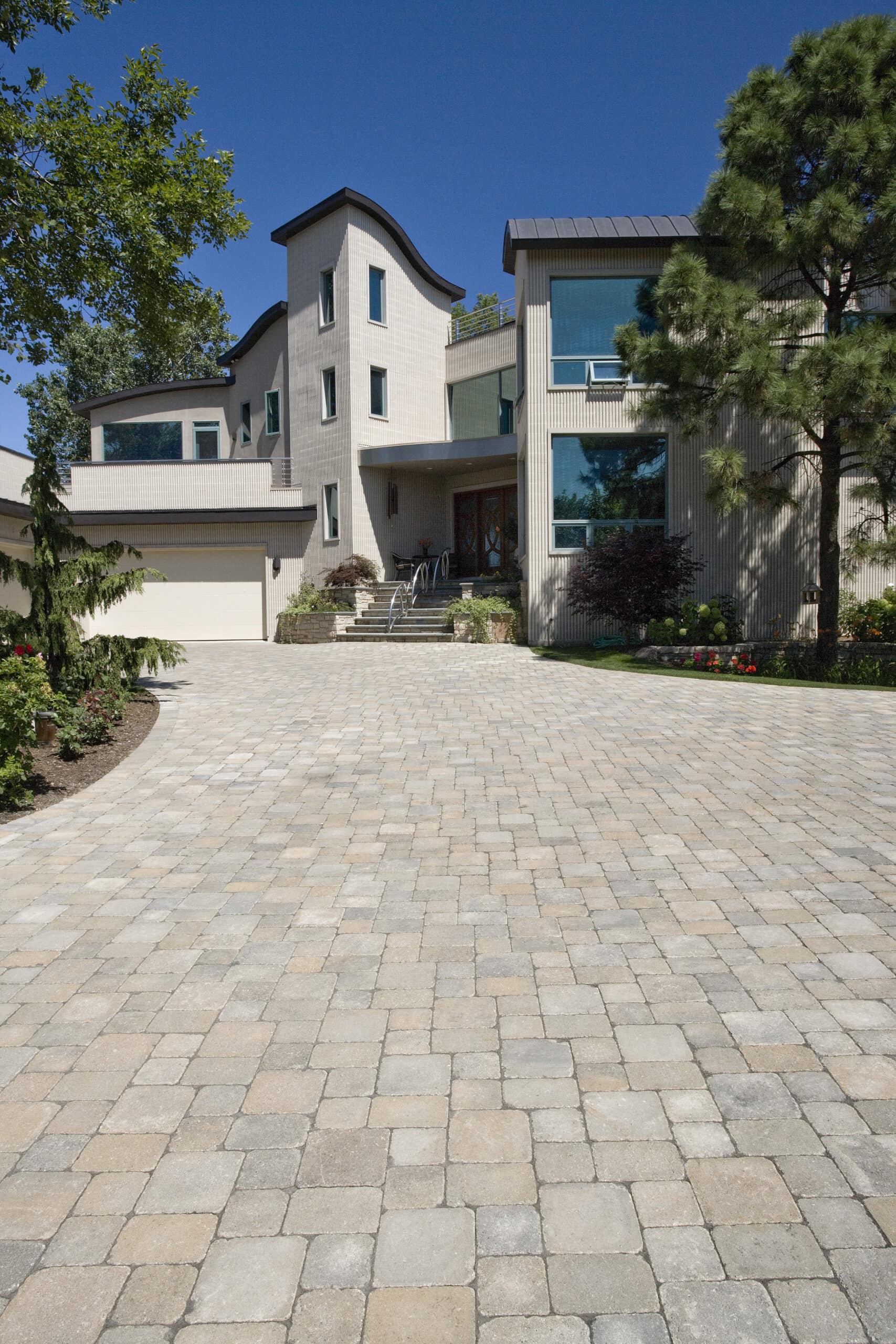 Driveway Paving Chicago | Krügel Cobbles